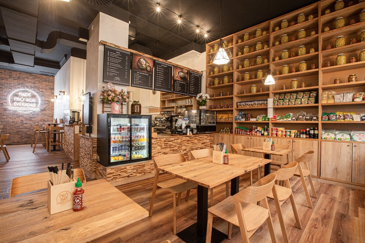 Cafe Furniture Selection Guide: Style, Comfort, and Cohesiveness